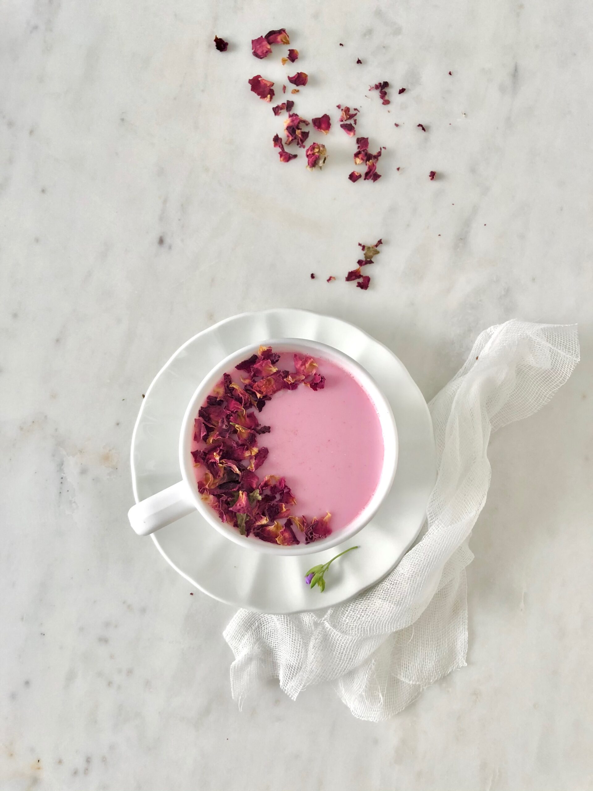 Pink chai latte – Love to cook